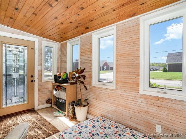 2928 Green Valley Rd, New Albany, IN 47150 | Compass