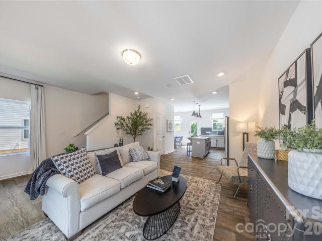2928 Smithcliff Road # 9