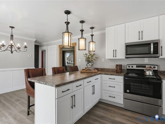 2928 W Strathmore Road
