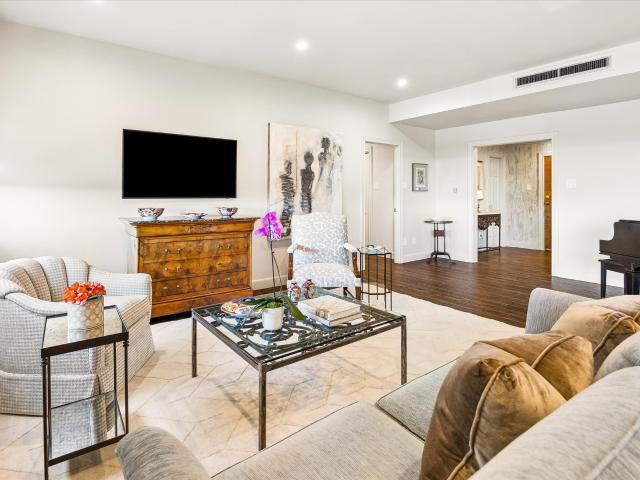2929 Buffalo Speedway, Unit A203, Houston, TX 77098 | MLS #34023 | Compass