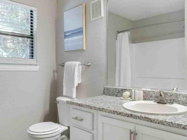 2929 California Plz. 1 Bedroom Apartment for Rent at 2929 California Plz, Omaha, NE 68131