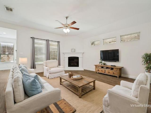 2929 Crossbow Lane