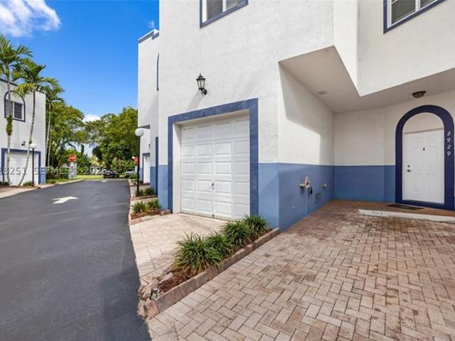 2929 SW 18th Ter, Fort Lauderdale, FL 33315
