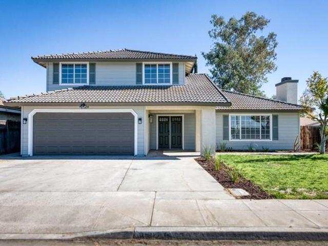 2929 W Sinclair St, Caruthers, CA 93609
