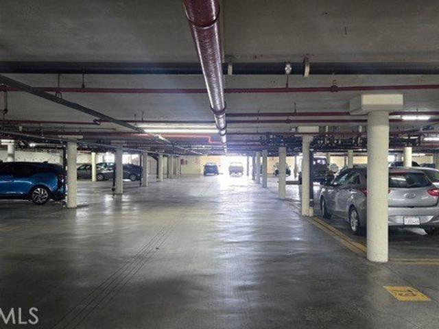 2929 Waverly Dr Apt 213, Los Angeles, CA 90039
