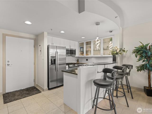 2929 1st Avenue # 218