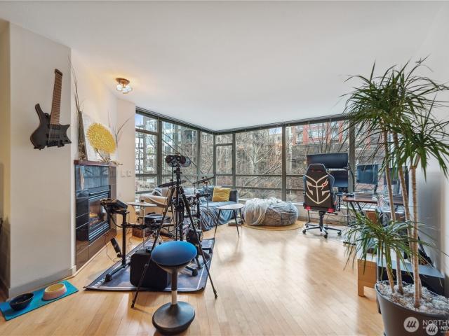 2929 1st Avenue # 317