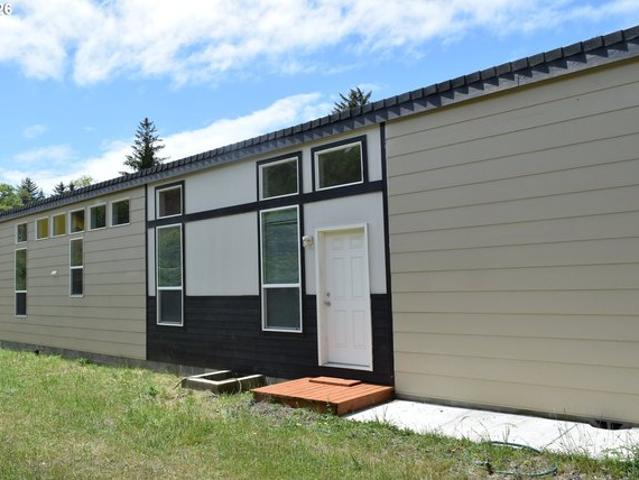 29204 Wallace St Unit A, Gold Beach, OR 97444