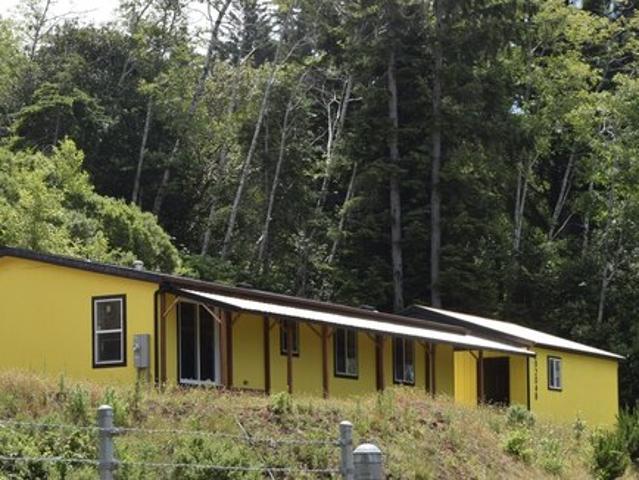 29204 Wallace St Unit B, Gold Beach, OR 97444