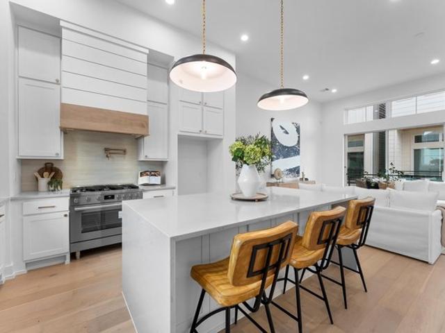 2920 Michaux St, Houston, TX 77009