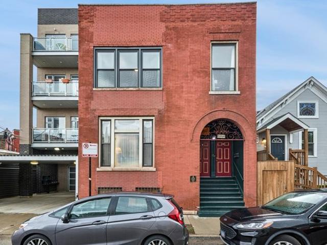 2920 N Lakewood Ave, Chicago, IL 60657