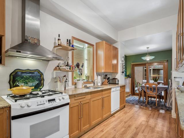 2920 n lakewood avenue # 1
