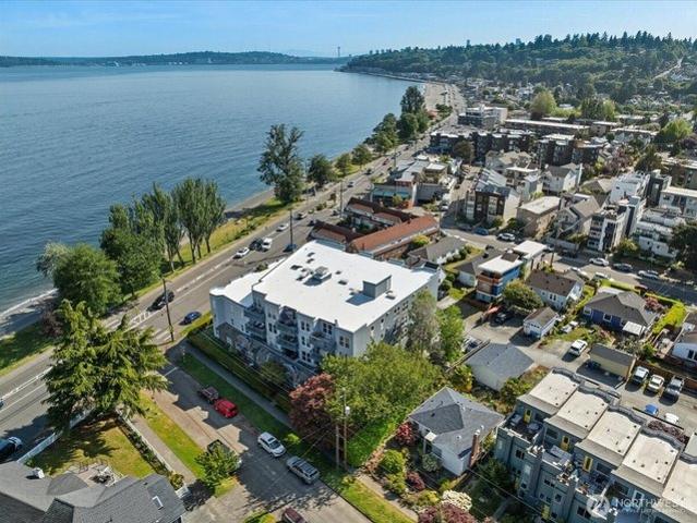 2920 Alki Ave SW Apt 409, Seattle, WA 98116