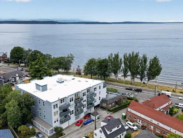 2920 Alki Ave SW Apt 409, Seattle, WA 98116