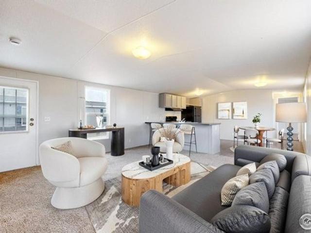 2920 Foxtail Ln Unit 334, Evans, CO 80620