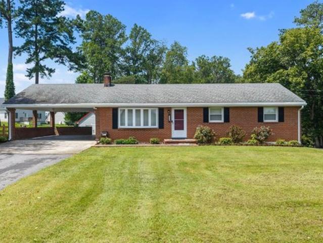 2920 Goode Station Rd, Goode, VA 24556