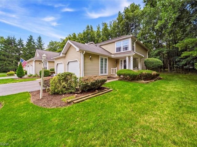2920 Heatherwood Ct, Stow, OH 44224