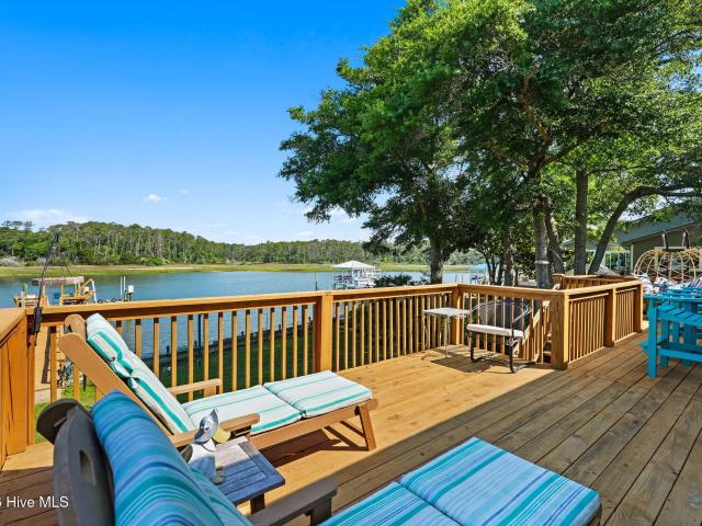 2920 W Yacht Drive