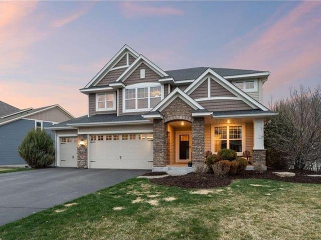 2920 White Pine Way, Stillwater, MN 55082