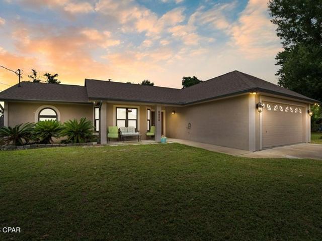 2921 Marron Dr, Panama City, FL 32405