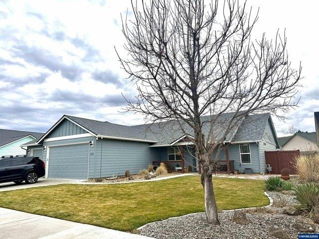 2921 NW 19th St, Redmond, OR 97756
