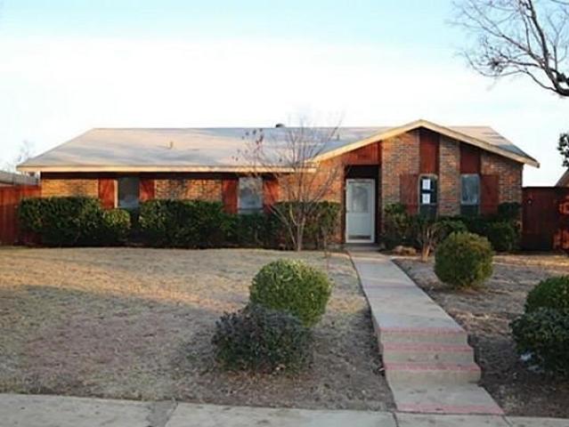 2921 Collins Blvd, Garland, TX 75044