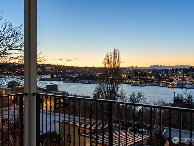 2921 Franklin Ave E, Unit B, Seattle, WA 98102 | MLS #2403 | Compass