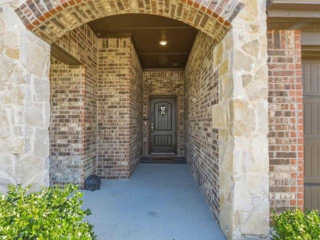 2921 Frio Road