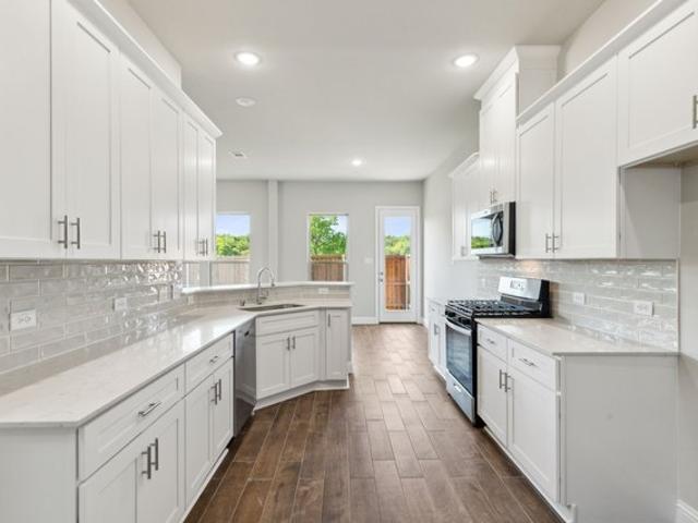 2921 Galveston St, Plano, TX 75075