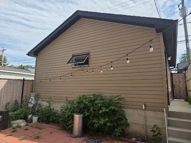 2921 S Farrell Street # house