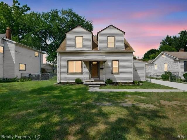 29220 Cambridge St, Garden City, MI 48135