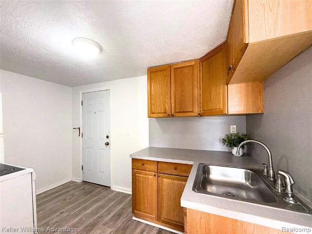 29222 Grand River Avenue # 3
