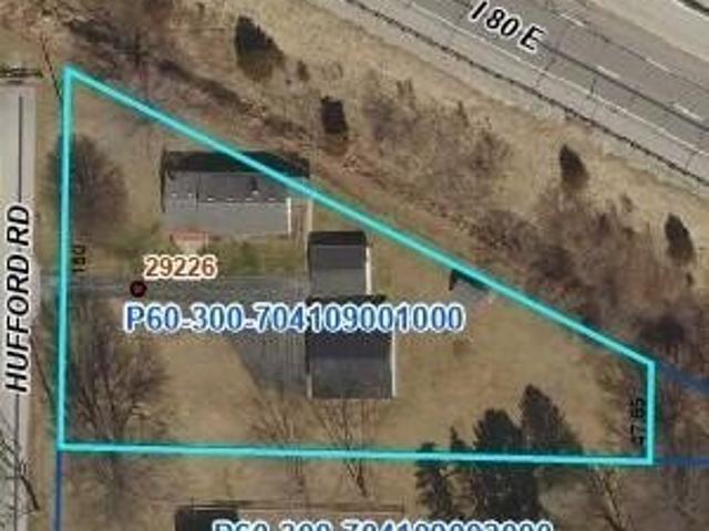 29226 Hufford Rd, Perrysburg, OH 43551
