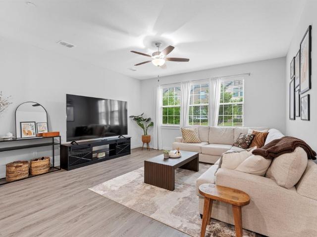 2922 Alto Drive