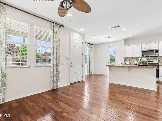 2922 Encina Lane