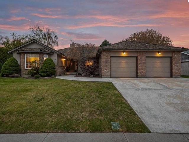 2922 S Ledbetter Pl, Kennewick, WA 99337
