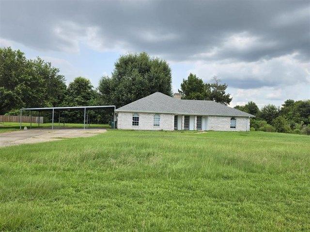 2922 Todd Jude Rd, Lake Charles, LA 70607
