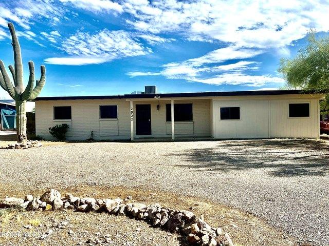 2922 W Ironwood Hill Dr, Tucson, AZ 85745