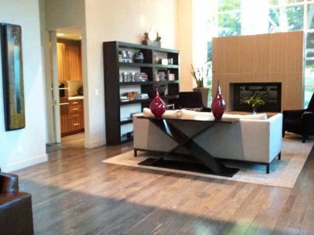 $2922 / 2br 930ft² Stainless Steel Appliances! See it Today!