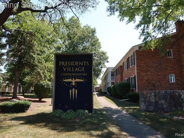 29232 Hoover Rd Unit 232, Warren, MI 48093