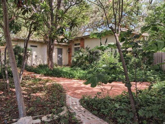 2923 Albin Dr, San Antonio, TX 78209