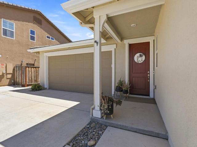 2923 Kings Way