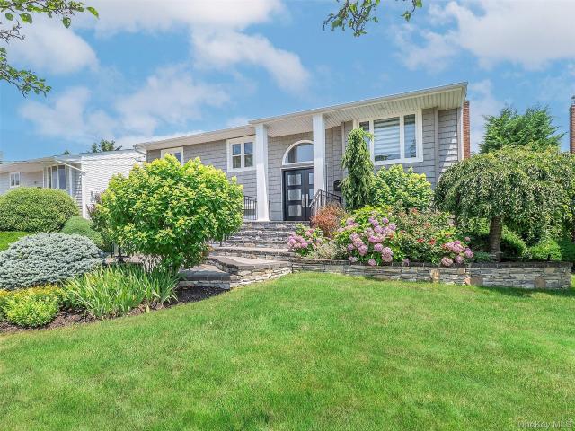 2923 Len Drive