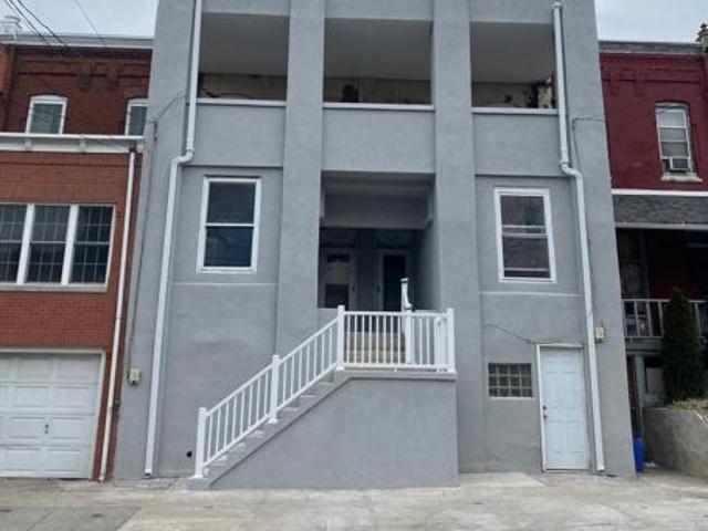 2923 Poplar St #1B, Philadelphia, PA 19130