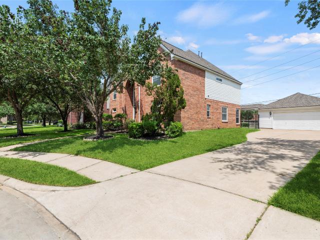 2923 Zachary Bend Lane