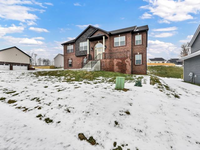 292 Cardinal Crk Dr, Clarksville, TN 37040 | MLS #2975