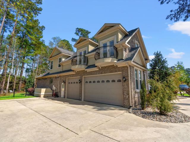 292 Chamberlin Rd