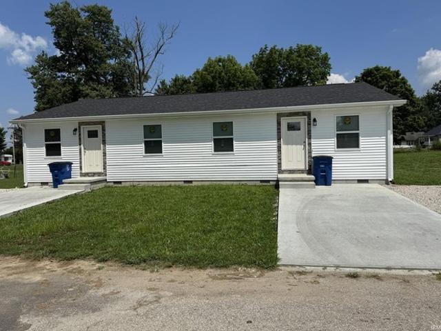 292 and 294 Ross St, Mitchell, IN 47446
