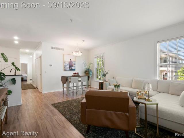 292 Beverly Avenue