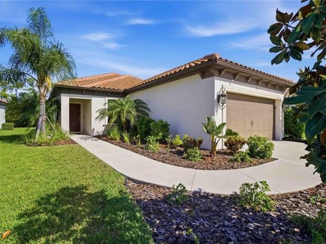 292 Brienza Loop, Nokomis, FL 34275